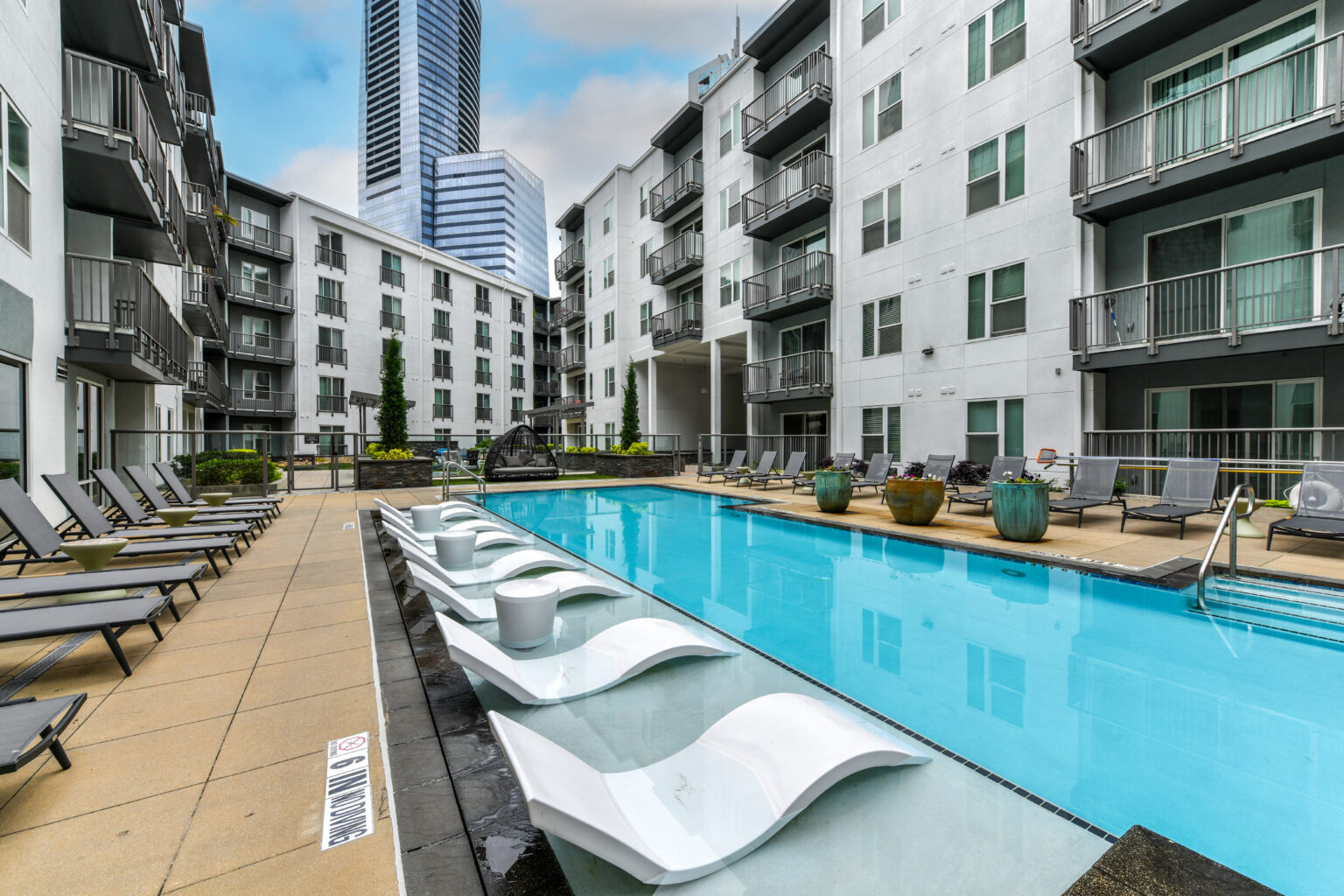 Bell Terminus | Luxury Buckhead Apartments | Atlanta, GA